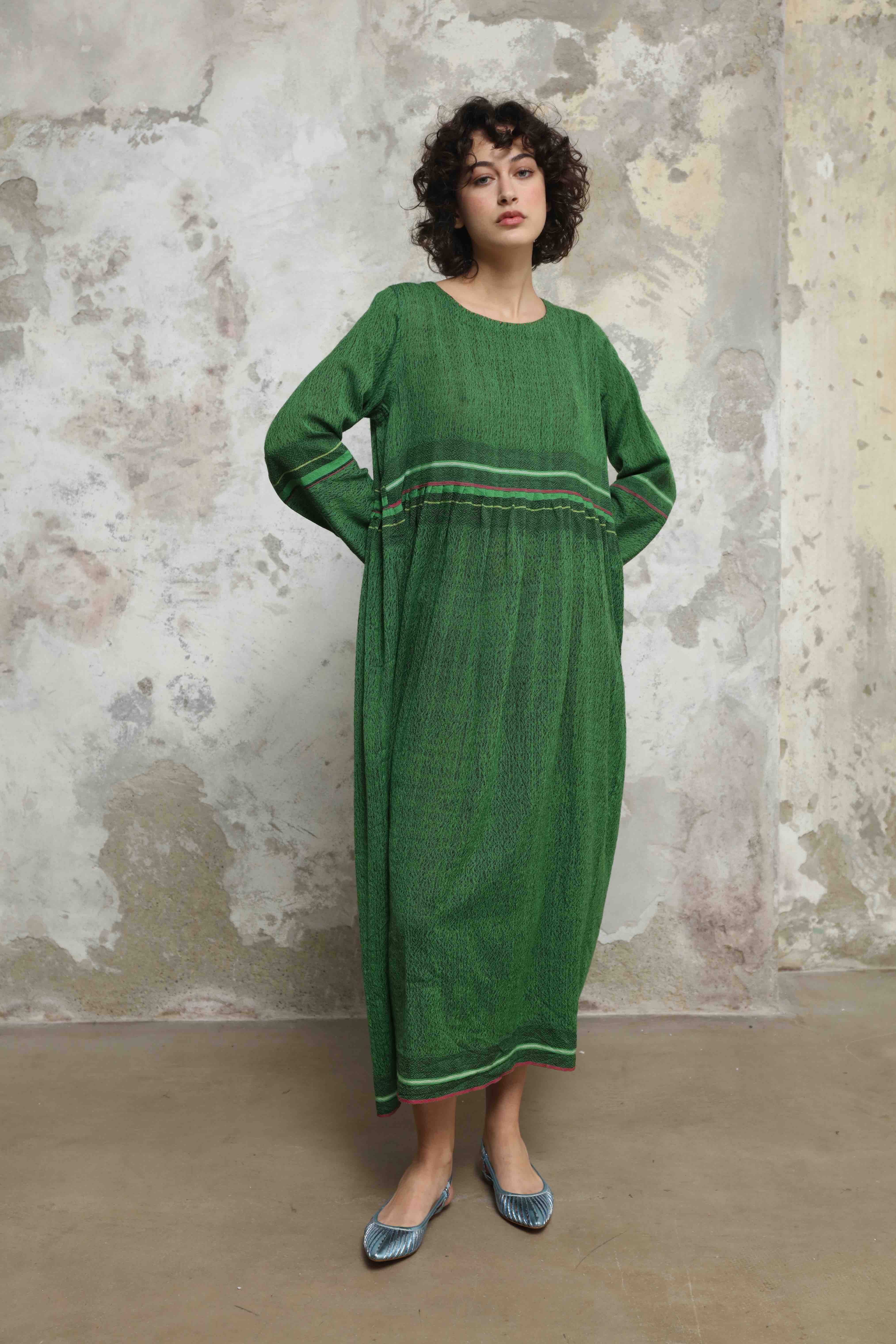 Handloomed Green Pure Wool Sustainable Midi Dress by Injiri – KAHRA ...
